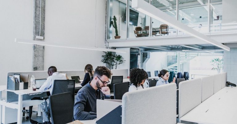 Return-to-Office Mandates Stir Legal and Workplace Tensions - Western ...